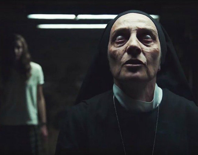 Veronica - Movie Review - THE EMPIRE