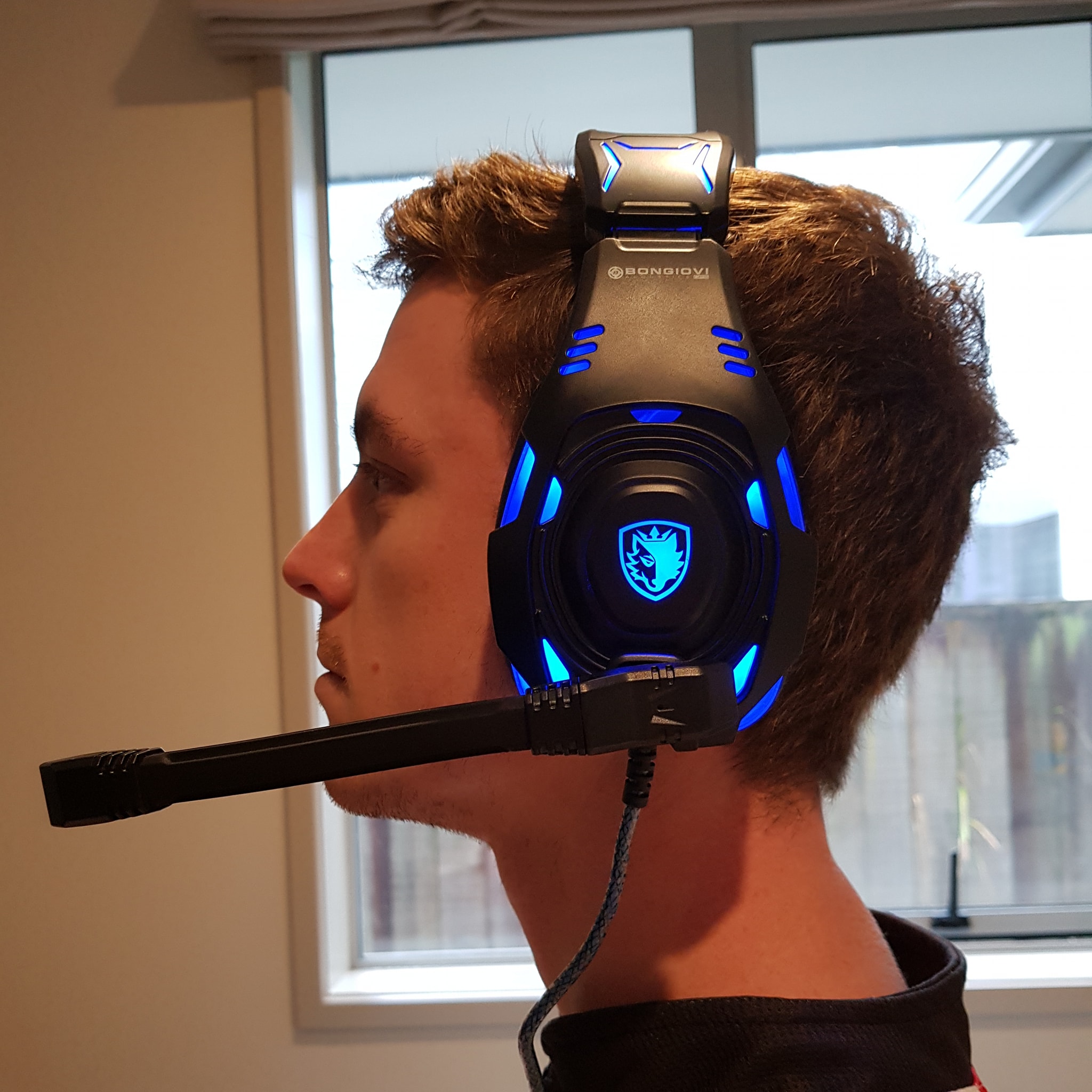 Review - SADES Knight Pro Headset - THE EMPIRE